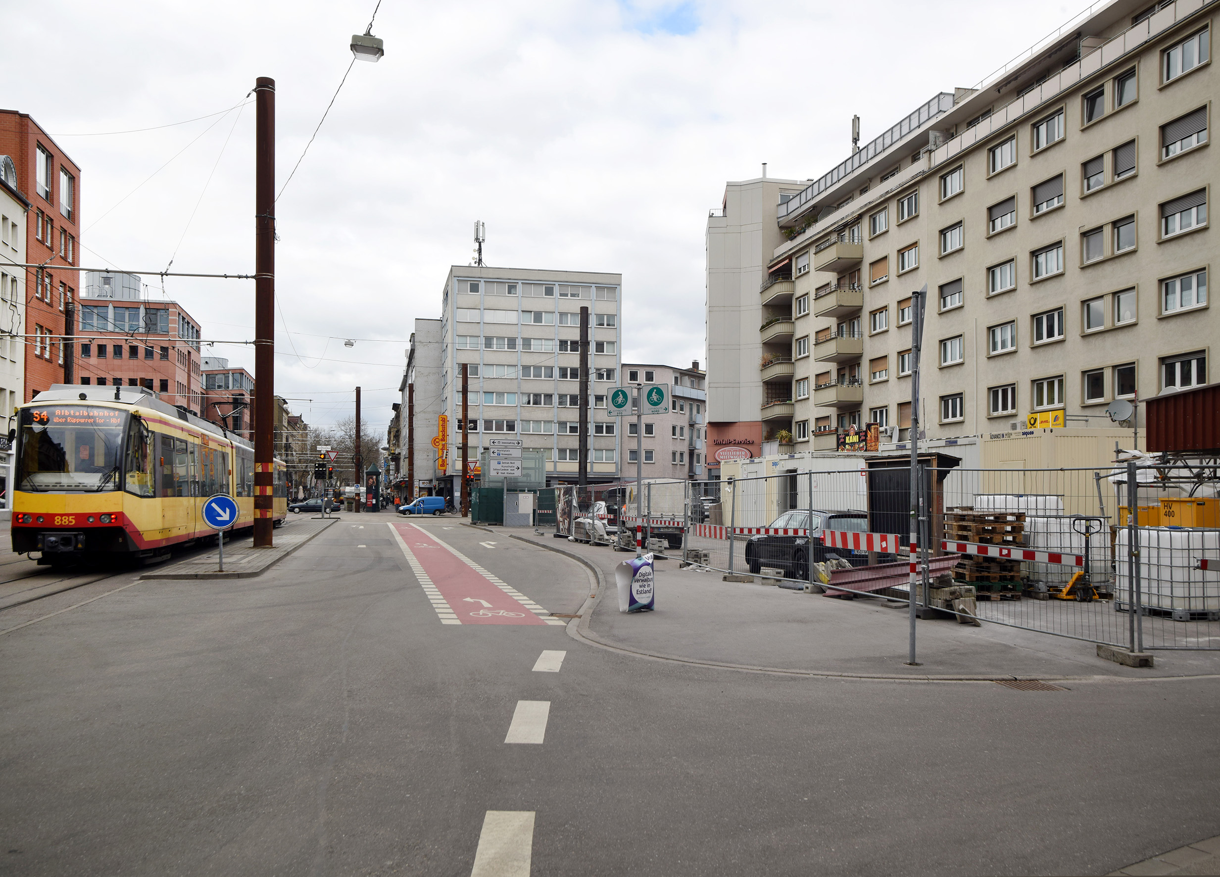Aufenthaltsqualität steigern: Berliner Platz wird neu gestaltet - meinKA