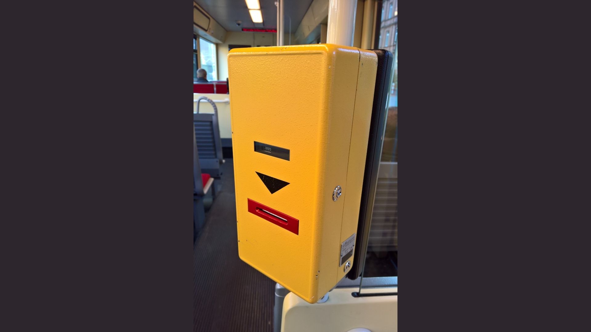 Schluss mit Stempeln: Bald kein Entwerten von Fahrkarten mehr in ...