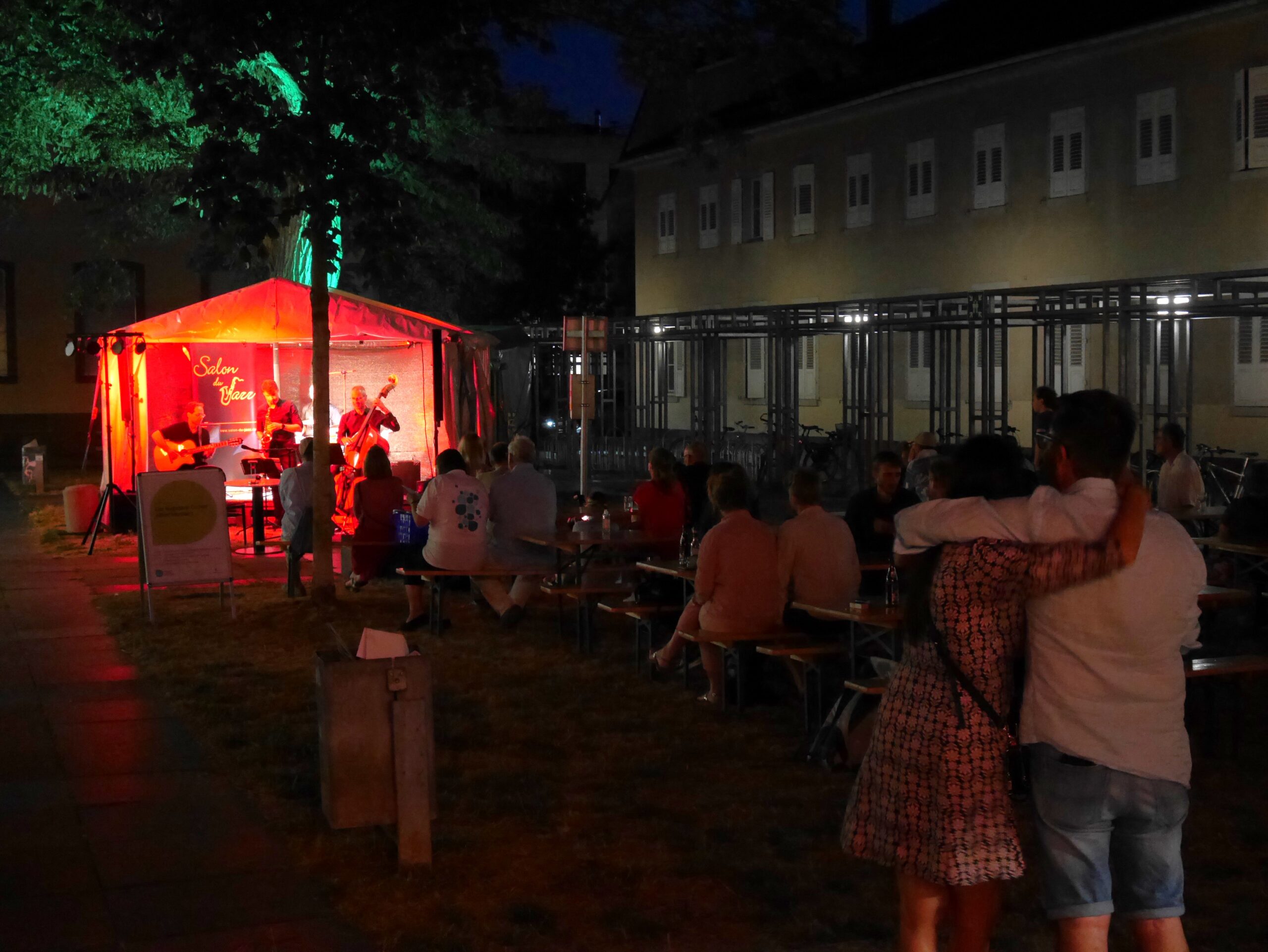 Flohmarkt, Museumsnacht & Kuscheltiere: 5 Tipps für das Wochenende in ...