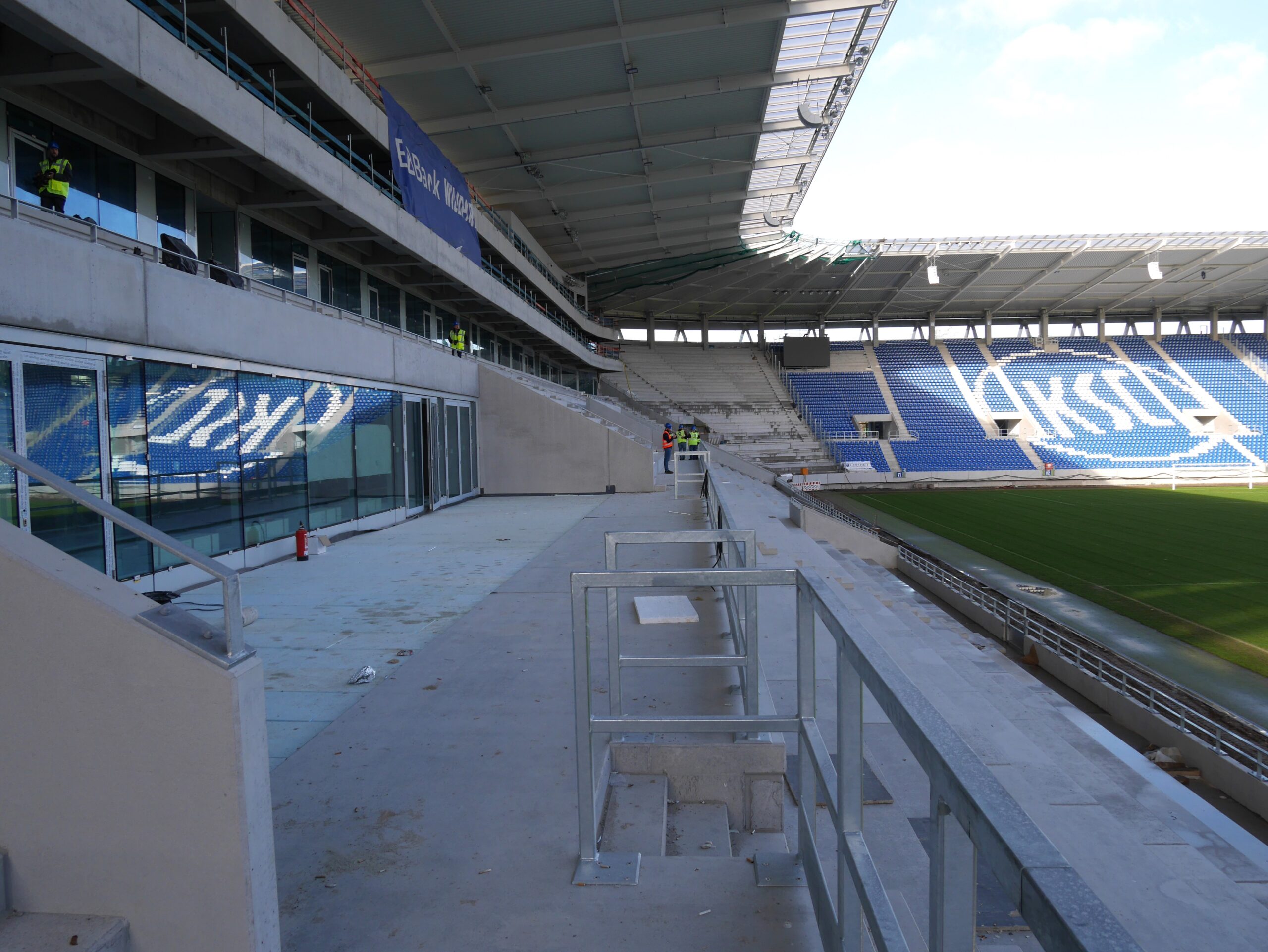 Rundgang durch die Westtribüne: So läuft der Stadionneubau während der ...