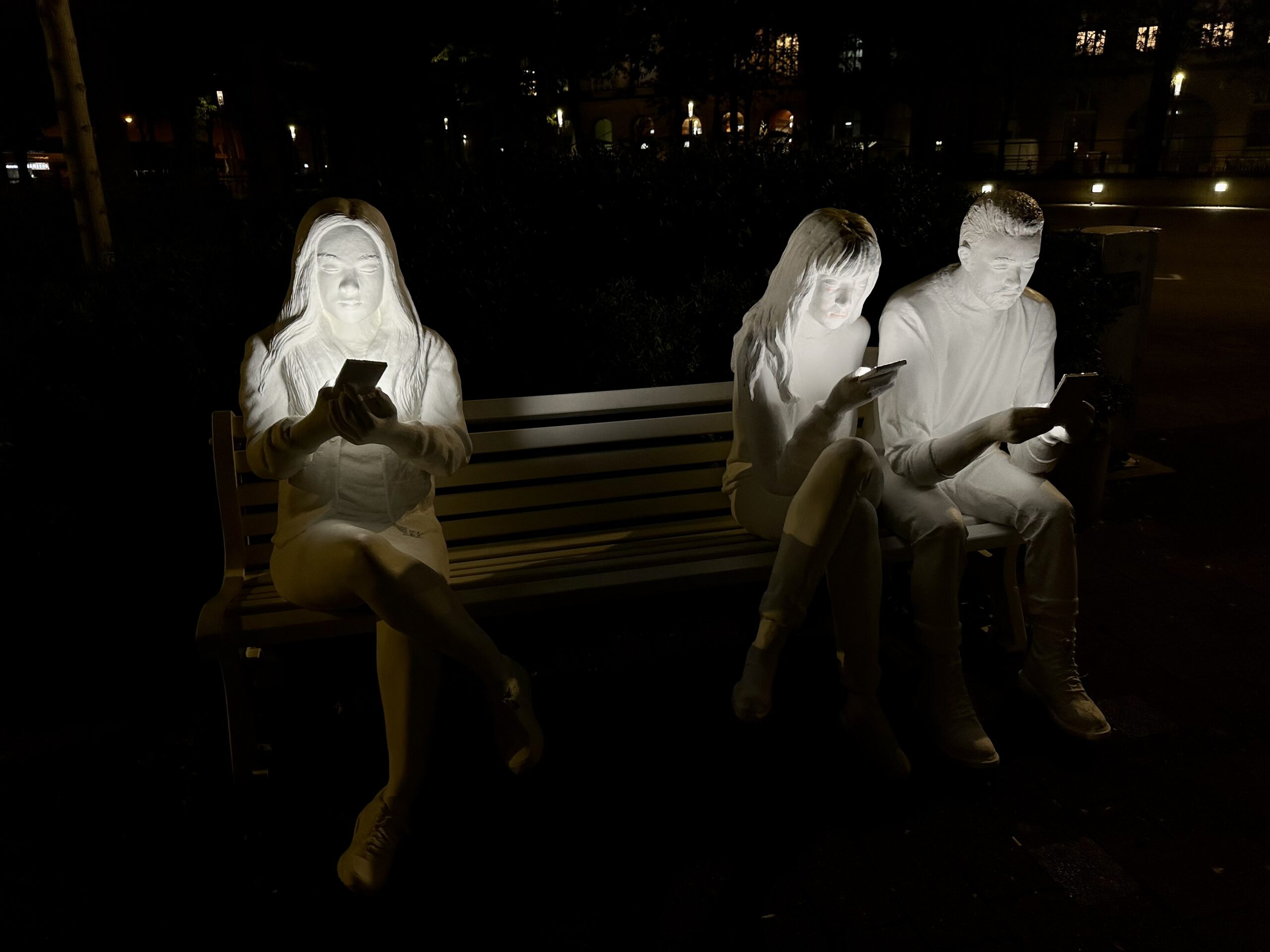 Lichtinstallation Am Karlsruher Stephanplatz Wurde Mutwillig Beschädigt