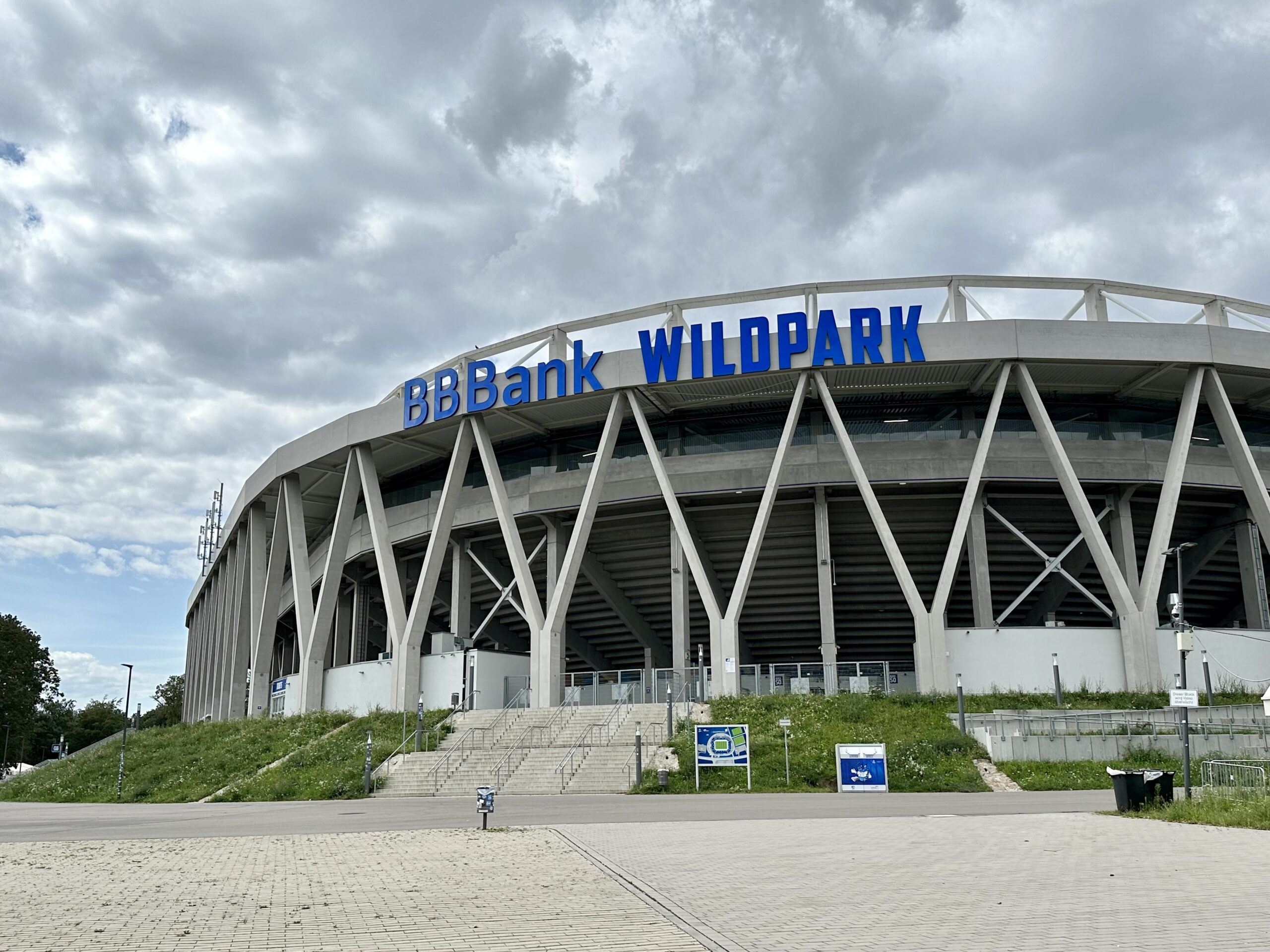 KSC führt Schutzkonzept "PANAMA" an Heimspieltagen ein - meinKA